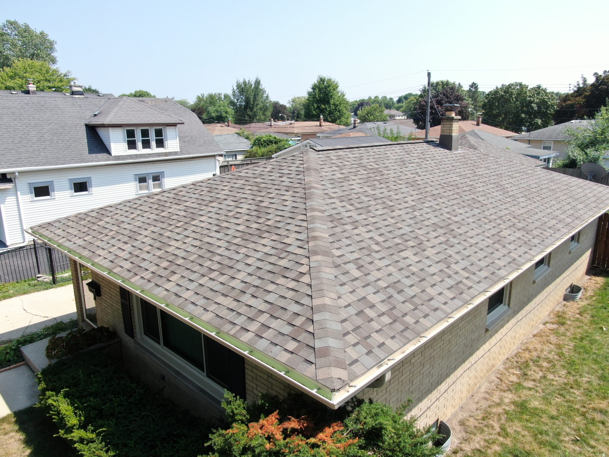 Atlas Pinnacle vs. Owens Corning Duration (Pricing, Durability, & More ...